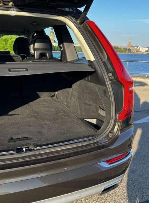 Volvo XC90 2019 Rīga, ar dzinēja tilpumu 1.97 L un nobraukumu 121 tūkst. km par 32555 €, foto 20 vietnē AUTOMOTO.COM.LV