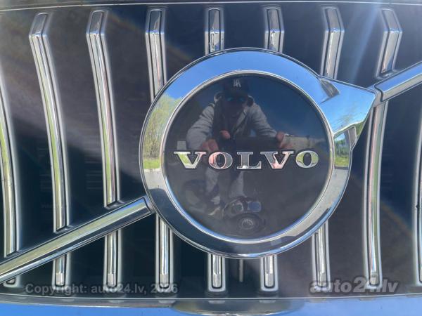Volvo XC90 2019 in Tallinn, with an engine capacity of 2.00 L and mileage of 134 thousand km for 36900 €, photo 4 on AUTOMOTO.COM.LV