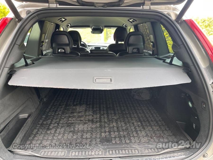 Volvo XC90 2019 Tallina, ar dzinēja tilpumu 2.00 L un nobraukumu 134 tūkst. km par 36900 €, foto 19 vietnē AUTOMOTO.COM.LV