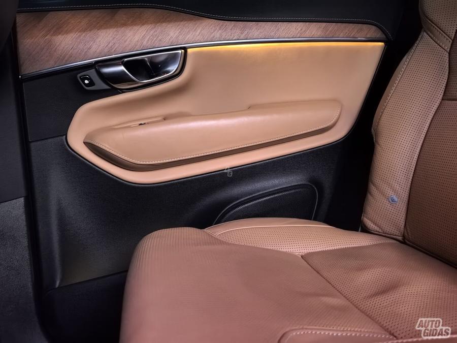 Volvo XC90 2020 Tauragė, ar dzinēja tilpumu 2.00 L un nobraukumu 67 tūkst. km par 31000 €, foto 20 vietnē AUTOMOTO.COM.LV