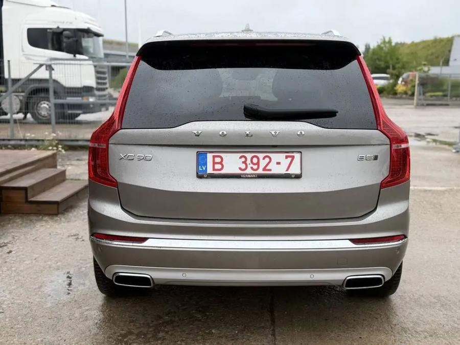 Volvo XC90 2021 in Riga, with an engine capacity of 2.00 L and mileage of 209 thousand km for 29500 €, photo 6 on AUTOMOTO.COM.LV