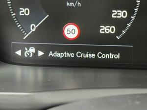 Volvo XC90 2021 in Riga, with an engine capacity of 2.00 L and mileage of 209 thousand km for 29500 €, photo 16 on AUTOMOTO.COM.LV