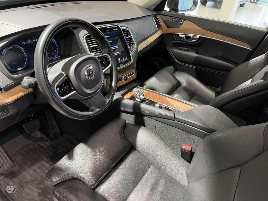Volvo XC90 2022 Klaipėda, ar dzinēja tilpumu 1.97 L un nobraukumu 28 tūkst. km par 44600 €, foto 5 vietnē AUTOMOTO.COM.LV
