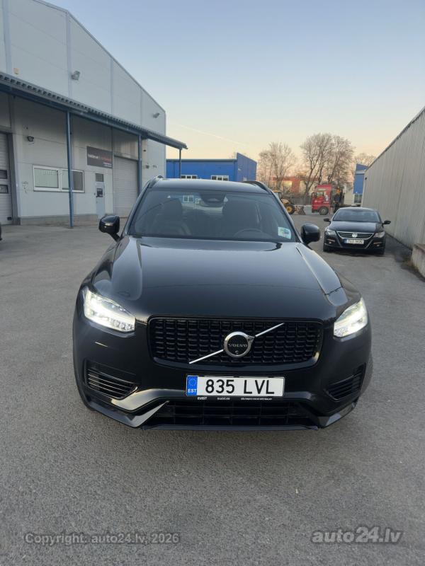 Volvo XC90 2023 Tallina, ar dzinēja tilpumu 2.00 L un nobraukumu 60 tūkst. km par 60000 €, foto 2 vietnē AUTOMOTO.COM.LV
