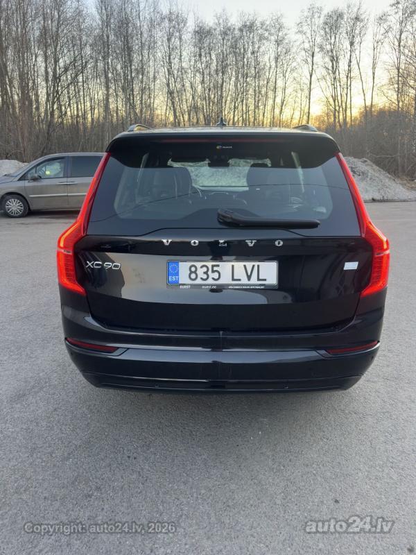 Volvo XC90 2023 Tallina, ar dzinēja tilpumu 2.00 L un nobraukumu 60 tūkst. km par 60000 €, foto 3 vietnē AUTOMOTO.COM.LV