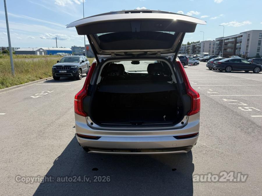 Volvo XC90 2024 Tallina, ar dzinēja tilpumu 2.00 L un nobraukumu 45 tūkst. km par 65400 €, foto 10 vietnē AUTOMOTO.COM.LV