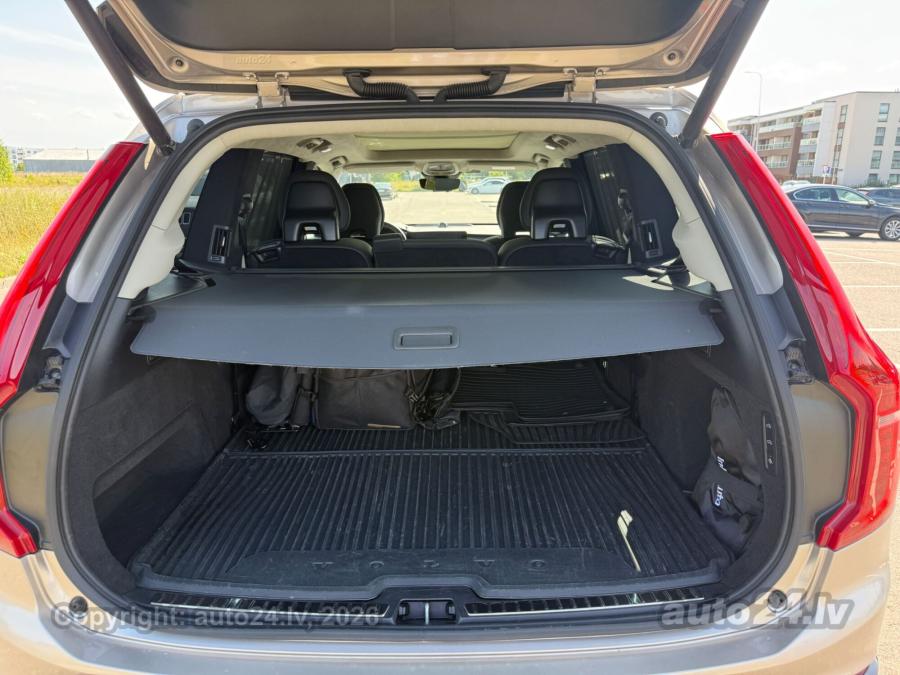 Volvo XC90 2024 Tallina, ar dzinēja tilpumu 2.00 L un nobraukumu 45 tūkst. km par 65400 €, foto 11 vietnē AUTOMOTO.COM.LV