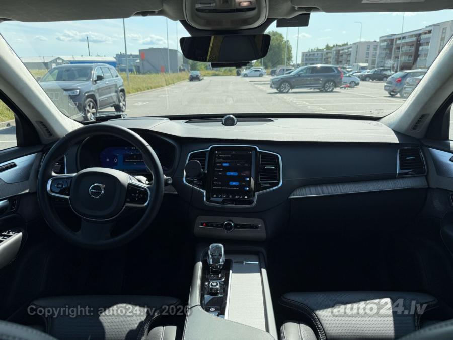 Volvo XC90 2024 Tallina, ar dzinēja tilpumu 2.00 L un nobraukumu 45 tūkst. km par 65400 €, foto 12 vietnē AUTOMOTO.COM.LV