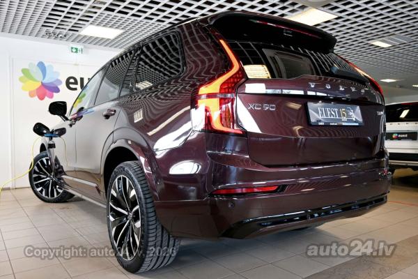 Volvo XC90 2025 Tallina, ar dzinēja tilpumu 2.00 L un nobraukumu 29 tūkst. km par 73900 €, foto 2 vietnē AUTOMOTO.COM.LV