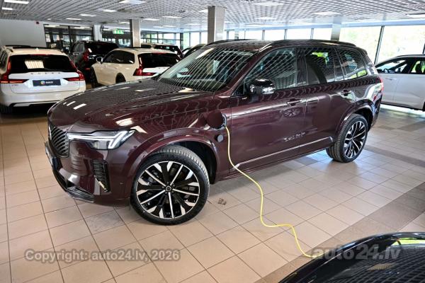 Volvo XC90 2025 Tallina, ar dzinēja tilpumu 2.00 L un nobraukumu 29 tūkst. km par 73900 €, foto 6 vietnē AUTOMOTO.COM.LV