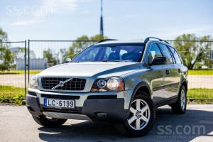 Zaļš Volvo XC90 2004 Rīga, ar dzinēja tilpumu 2.40 L un nobraukumu 274 tūkst. km par 5000 €, foto 1 vietnē AUTOMOTO.COM.LV