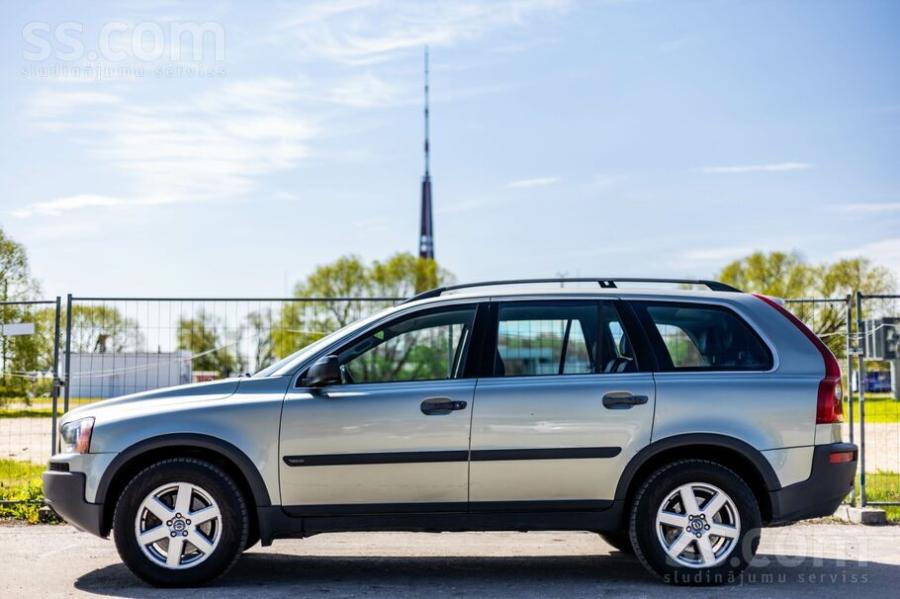 Zaļš Volvo XC90 2004 Rīga, ar dzinēja tilpumu 2.40 L un nobraukumu 274 tūkst. km par 5000 €, foto 4 vietnē AUTOMOTO.COM.LV