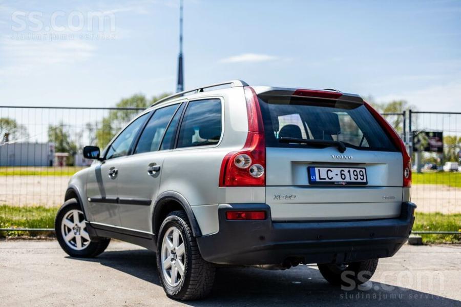Zaļš Volvo XC90 2004 Rīga, ar dzinēja tilpumu 2.40 L un nobraukumu 274 tūkst. km par 5000 €, foto 6 vietnē AUTOMOTO.COM.LV