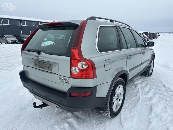 Zaļš Volvo XC90 2004 Giraitė, ar dzinēja tilpumu 2.40 L un nobraukumu 280 tūkst. km par 2950 €, foto 5 vietnē AUTOMOTO.COM.LV