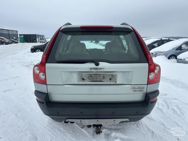 Zaļš Volvo XC90 2004 Giraitė, ar dzinēja tilpumu 2.40 L un nobraukumu 280 tūkst. km par 2950 €, foto 6 vietnē AUTOMOTO.COM.LV