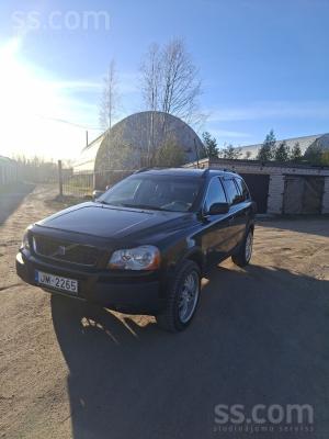 Zaļš Volvo XC90 2004 Madona, ar dzinēja tilpumu 2.40 L un nobraukumu 432 tūkst. km par 2700 €, foto  vietnē AUTOMOTO.COM.LV