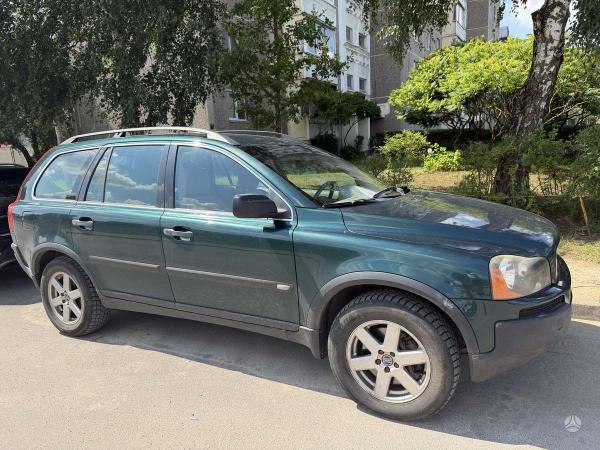 Green Volvo XC90 2004 in Kaunas, with an engine capacity of 2.40 L and mileage of 350 thousand km for 3300 €, photo 5 on AUTOMOTO.COM.LV