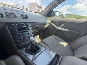 Zaļš Volvo XC90 2004 Kauņa, ar dzinēja tilpumu 2.40 L un nobraukumu 350 tūkst. km par 3300 €, foto 19 vietnē AUTOMOTO.COM.LV