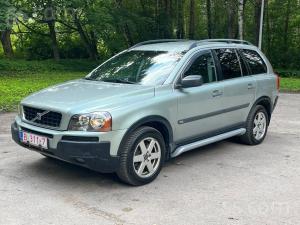 Зеленый Вольво ХС90 2004 в Рига, объемом двигателя 2.40 л и пробегом 0 тыс. км за 3100 €, фото  на AUTOMOTO.COM.LV