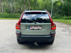 Green Volvo XC90 2004 in Riga, with an engine capacity of 2.40 L and mileage of 0 thousand km for 3100 €, photo 5 on AUTOMOTO.COM.LV