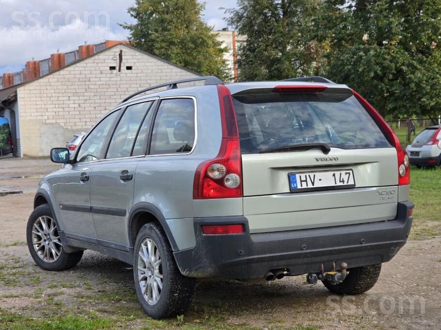 Zaļš Volvo XC90 2004 Jelgava, ar dzinēja tilpumu 2.40 L un nobraukumu 458 tūkst. km par 1999 €, foto 4 vietnē AUTOMOTO.COM.LV