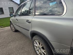 Zaļš Volvo XC90 2004 Jelgava, ar dzinēja tilpumu 2.40 L un nobraukumu 458 tūkst. km par 1999 €, foto 18 vietnē AUTOMOTO.COM.LV