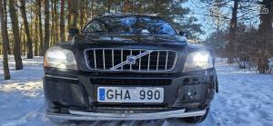 Zaļš Volvo XC90 2005 Kauņa, ar dzinēja tilpumu 2.40 L un nobraukumu 317 tūkst. km par 3250 €, foto  vietnē AUTOMOTO.COM.LV
