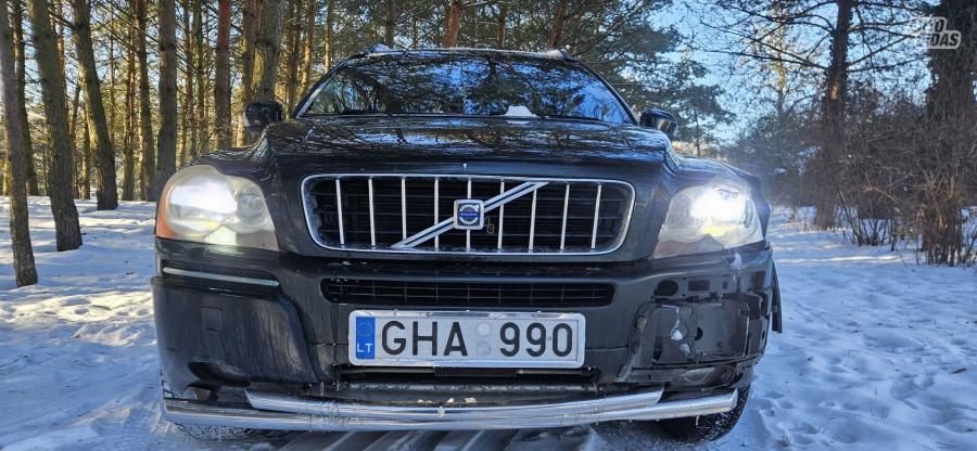 Zaļš Volvo XC90 2005 Kauņa, ar dzinēja tilpumu 2.40 L un nobraukumu 317 tūkst. km par 3250 €, foto 1 vietnē AUTOMOTO.COM.LV