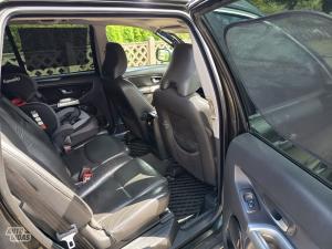 Green Volvo XC90 2005 in Naujoji Akmene, with an engine capacity of 2.40 L and mileage of 345 thousand km for 2900 €, photo 9 on AUTOMOTO.COM.LV
