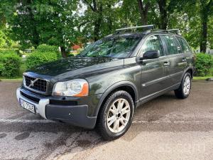 Zaļš Volvo XC90 2005 Rīga, ar dzinēja tilpumu 2.40 L un nobraukumu 273 tūkst. km par 3900 €, foto  vietnē AUTOMOTO.COM.LV