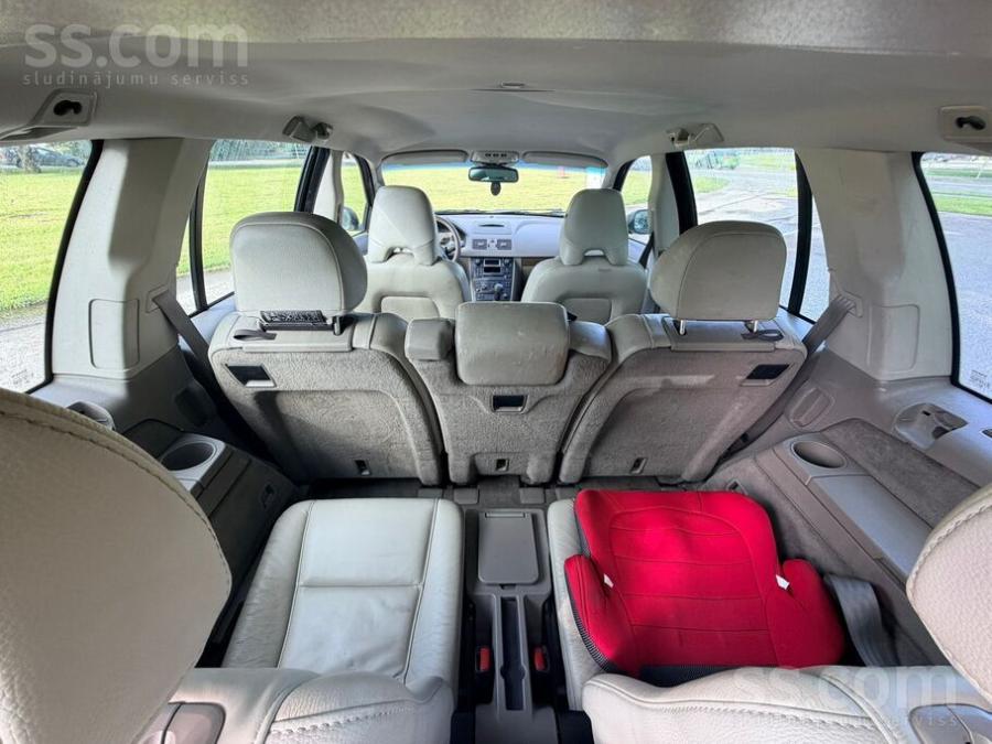 Zaļš Volvo XC90 2005 Rīga, ar dzinēja tilpumu 2.40 L un nobraukumu 273 tūkst. km par 3900 €, foto 11 vietnē AUTOMOTO.COM.LV