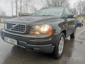 Green Volvo XC90 2006 in Daugavpils, with an engine capacity of 2.40 L and mileage of 0 thousand km for 4850 €, photo 7 on AUTOMOTO.COM.LV