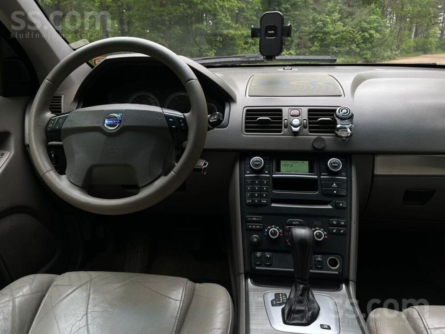 Zaļš Volvo XC90 2006 Rīga, ar dzinēja tilpumu 2.40 L un nobraukumu 0 tūkst. km par 5399 €, foto 13 vietnē AUTOMOTO.COM.LV