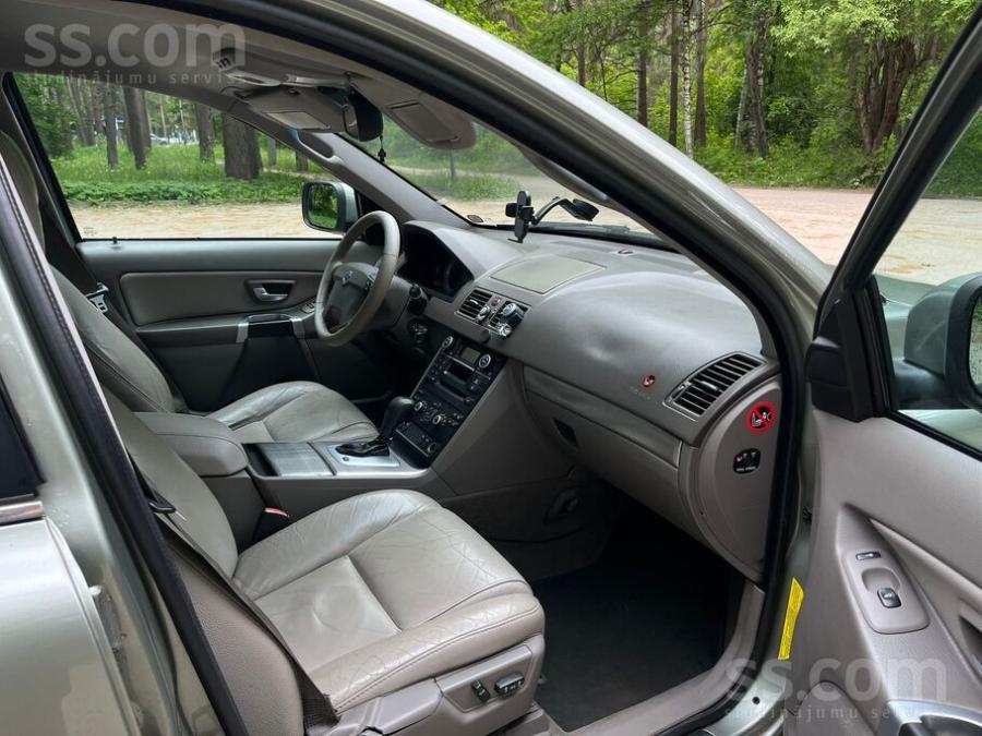 Zaļš Volvo XC90 2006 Rīga, ar dzinēja tilpumu 2.40 L un nobraukumu 0 tūkst. km par 5399 €, foto 20 vietnē AUTOMOTO.COM.LV