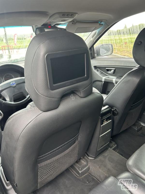 Zaļš Volvo XC90 2006 Panevēža, ar dzinēja tilpumu 2.40 L un nobraukumu 440 tūkst. km par 2850 €, foto 10 vietnē AUTOMOTO.COM.LV