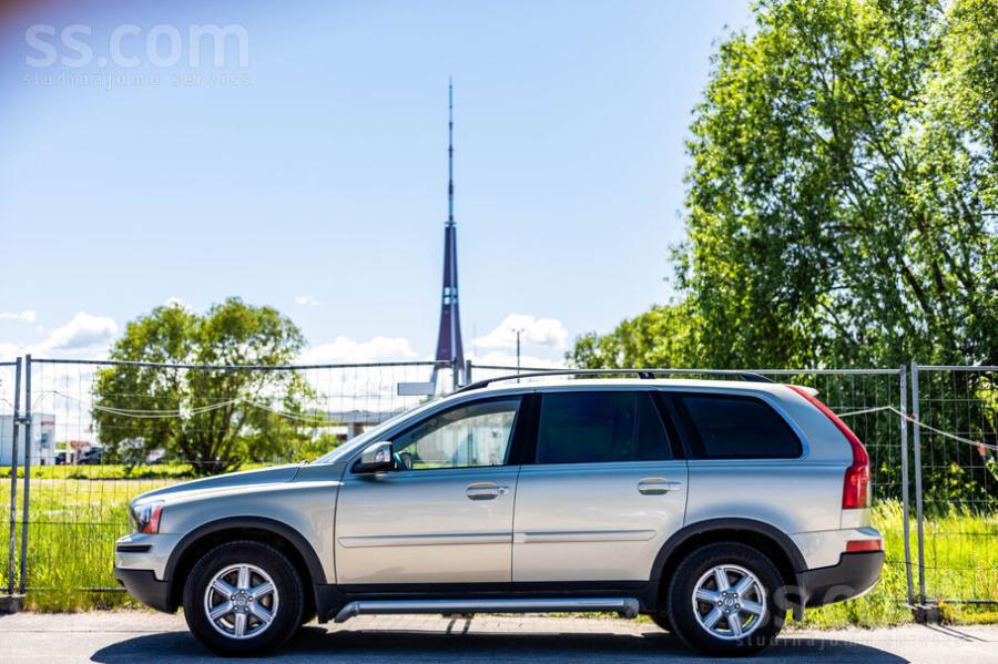Zaļš Volvo XC90 2007 Rīga, ar dzinēja tilpumu 2.40 L un nobraukumu 352 tūkst. km par 5490 €, foto 5 vietnē AUTOMOTO.COM.LV