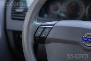 Zaļš Volvo XC90 2007 Rīga, ar dzinēja tilpumu 2.40 L un nobraukumu 352 tūkst. km par 5490 €, foto 16 vietnē AUTOMOTO.COM.LV