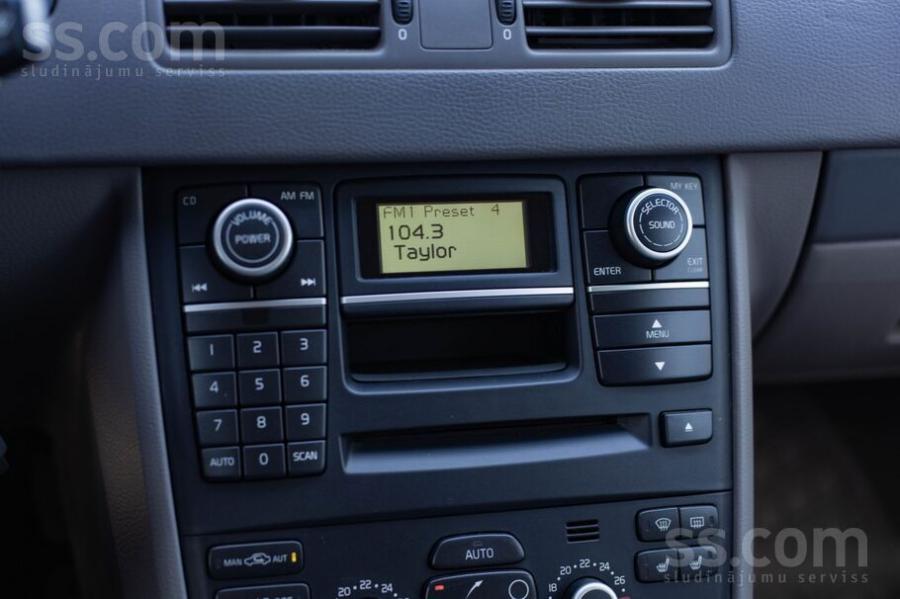 Zaļš Volvo XC90 2007 Rīga, ar dzinēja tilpumu 2.40 L un nobraukumu 352 tūkst. km par 5490 €, foto 18 vietnē AUTOMOTO.COM.LV