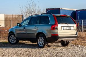 Zaļš Volvo XC90 2007 Rīga, ar dzinēja tilpumu 2.40 L un nobraukumu 360 tūkst. km par 6495 €, foto 3 vietnē AUTOMOTO.COM.LV