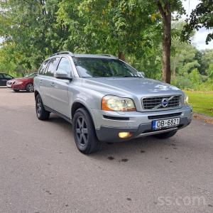 Green Volvo XC90 2007 in Rezekne, with an engine capacity of 2.40 L and mileage of 0 thousand km for 4600 €, photo 3 on AUTOMOTO.COM.LV
