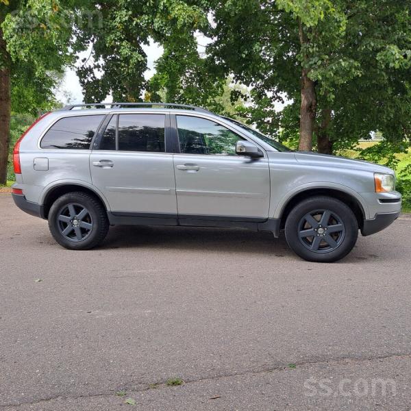 Zaļš Volvo XC90 2007 Rēzekne, ar dzinēja tilpumu 2.40 L un nobraukumu 0 tūkst. km par 4600 €, foto 4 vietnē AUTOMOTO.COM.LV