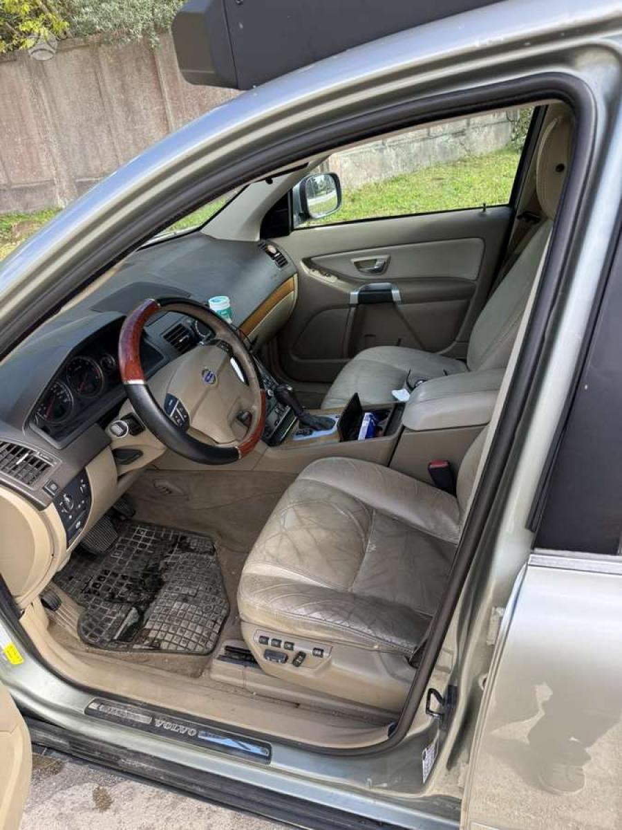 Zaļš Volvo XC90 2007 Akmenė, ar dzinēja tilpumu 3.19 L un nobraukumu 434 tūkst. km par 3900 €, foto 10 vietnē AUTOMOTO.COM.LV