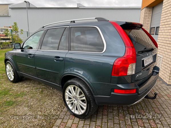 Volvo XC90 2007 Paide vietnē Zaļš Volvo XC90 2007 Paide, ar dzinēja tilpumu 2.40 L un nobraukumu 358 tūkst. km par 7499 €, foto 4 vietnē AUTOMOTO.COM.LV