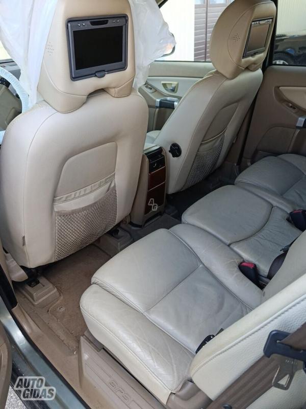 Zaļš Volvo XC90 2008 Kretinga, ar dzinēja tilpumu 3.20 L un nobraukumu 309 tūkst. km par 5000 €, foto 8 vietnē AUTOMOTO.COM.LV