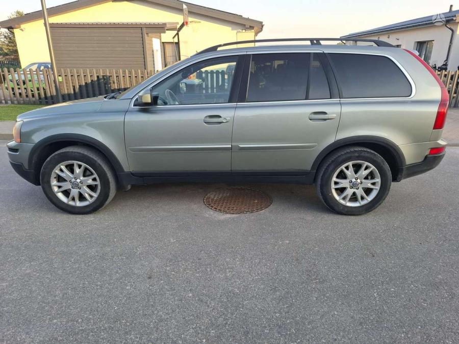 Green Volvo XC90 2008 in Vilnius, with an engine capacity of 3.20 L and mileage of 288 thousand km for 3000 €, photo 1 on AUTOMOTO.COM.LV