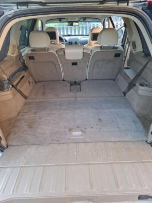 Green Volvo XC90 2008 in Vilnius, with an engine capacity of 3.20 L and mileage of 288 thousand km for 3000 €, photo 9 on AUTOMOTO.COM.LV