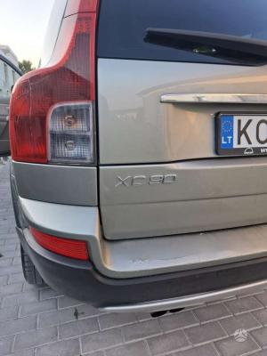 Green Volvo XC90 2008 in Vilnius, with an engine capacity of 3.20 L and mileage of 288 thousand km for 3000 €, photo 10 on AUTOMOTO.COM.LV