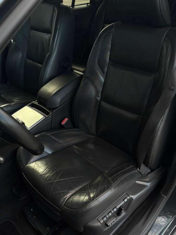 Zaļš Volvo XC90 2012 Viļņa, ar dzinēja tilpumu 2.40 L un nobraukumu 227 tūkst. km par 11500 €, foto 10 vietnē AUTOMOTO.COM.LV