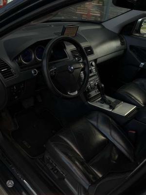 Green Volvo XC90 2012 in Vilnius, with an engine capacity of 2.40 L and mileage of 227 thousand km for 11500 €, photo 19 on AUTOMOTO.COM.LV