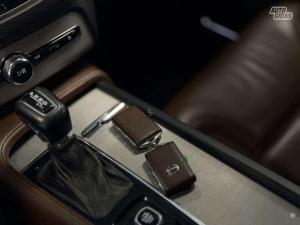 Zaļš Volvo XC90 2017 Klaipėda, ar dzinēja tilpumu 2.00 L un nobraukumu 287 tūkst. km par 24750 €, foto 22 vietnē AUTOMOTO.COM.LV